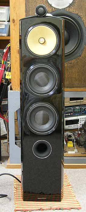 B＆Wの新しい804シリーズです。